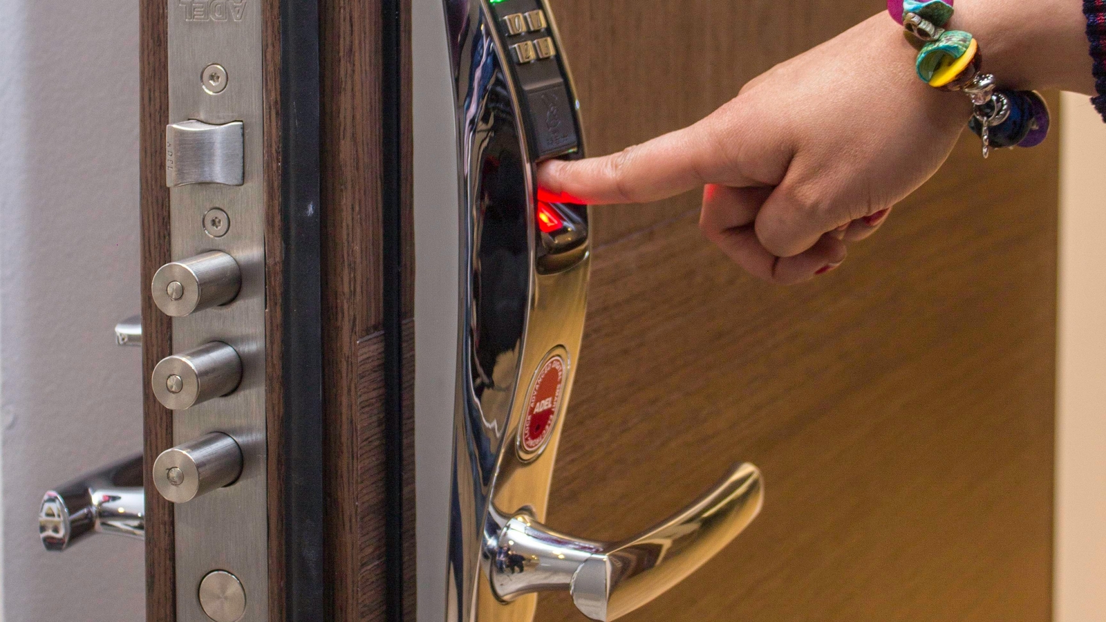 Best Smart Door Locks in Dubai